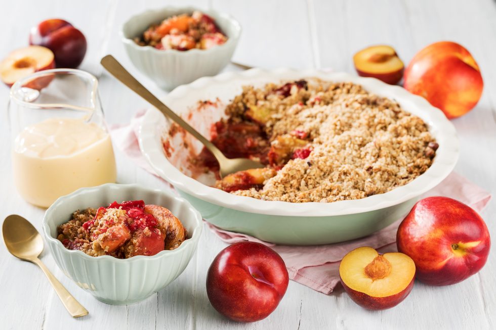 Spiced Stone Fruit Crumble - Juicy Delicious